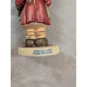 Hummel | Art | Goebel Hummel Pretty Performer 271a Limited Edition ...
